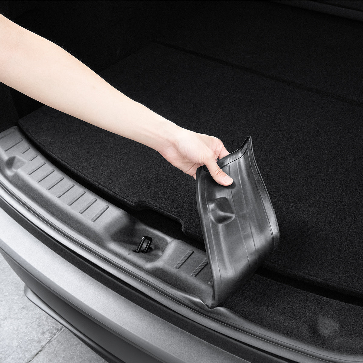 Trunk Sill Guard for Tesla Model Y Juniper – Spigen Installation Guide
